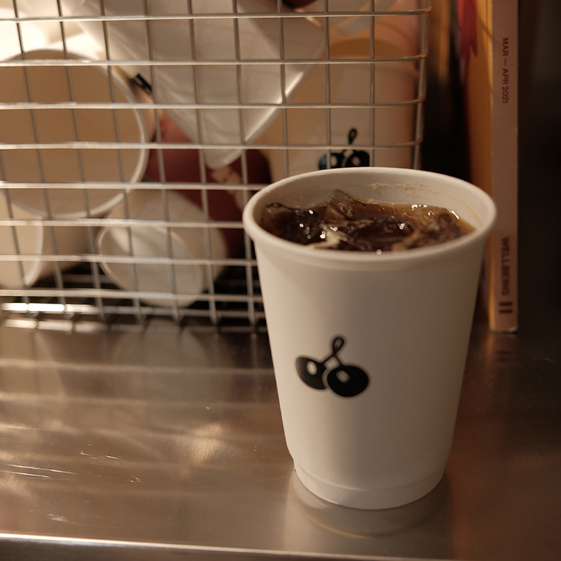 隱藏在東區巷弄的新咖啡店！HOOD coffee以紐約布魯克林區為靈感，招牌「氮氣冷萃」讓人回味再三 | Bella.tw儂儂